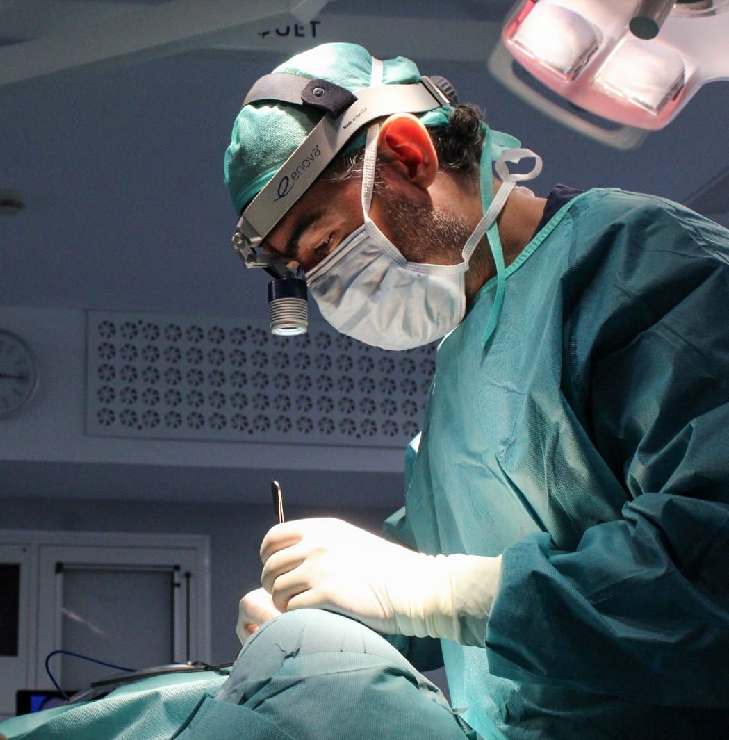 Las 7 operaciones estéticas más demandadas por los hombres | Doctor Galindo